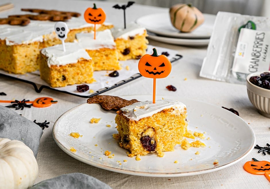 Gâteau à la citrouille et aux cranberries - La Vie Claire