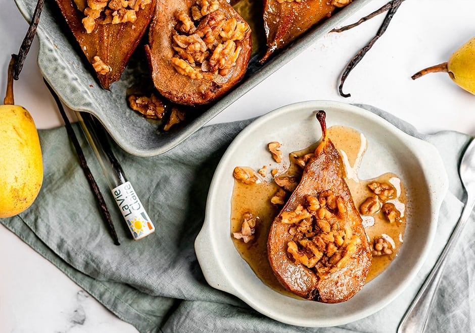 Poires rôties au four, vanille et noix - La Vie Claire